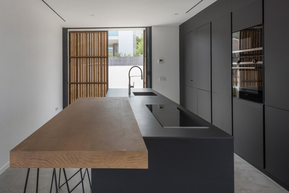 El contrapeso perfecto con Cosentino - La vida en Mallorca